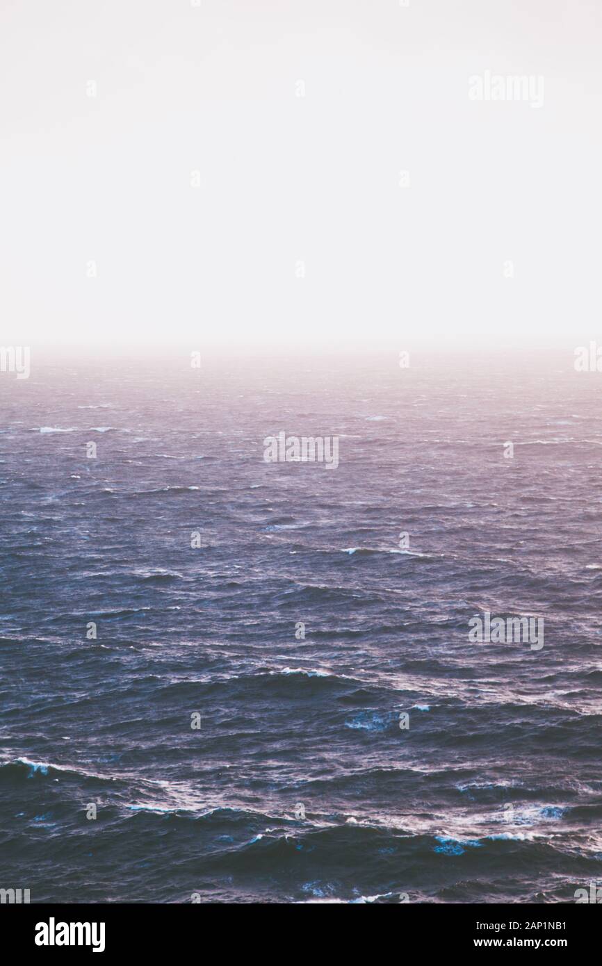 Vertical images hi-res stock photography and images - Alamy