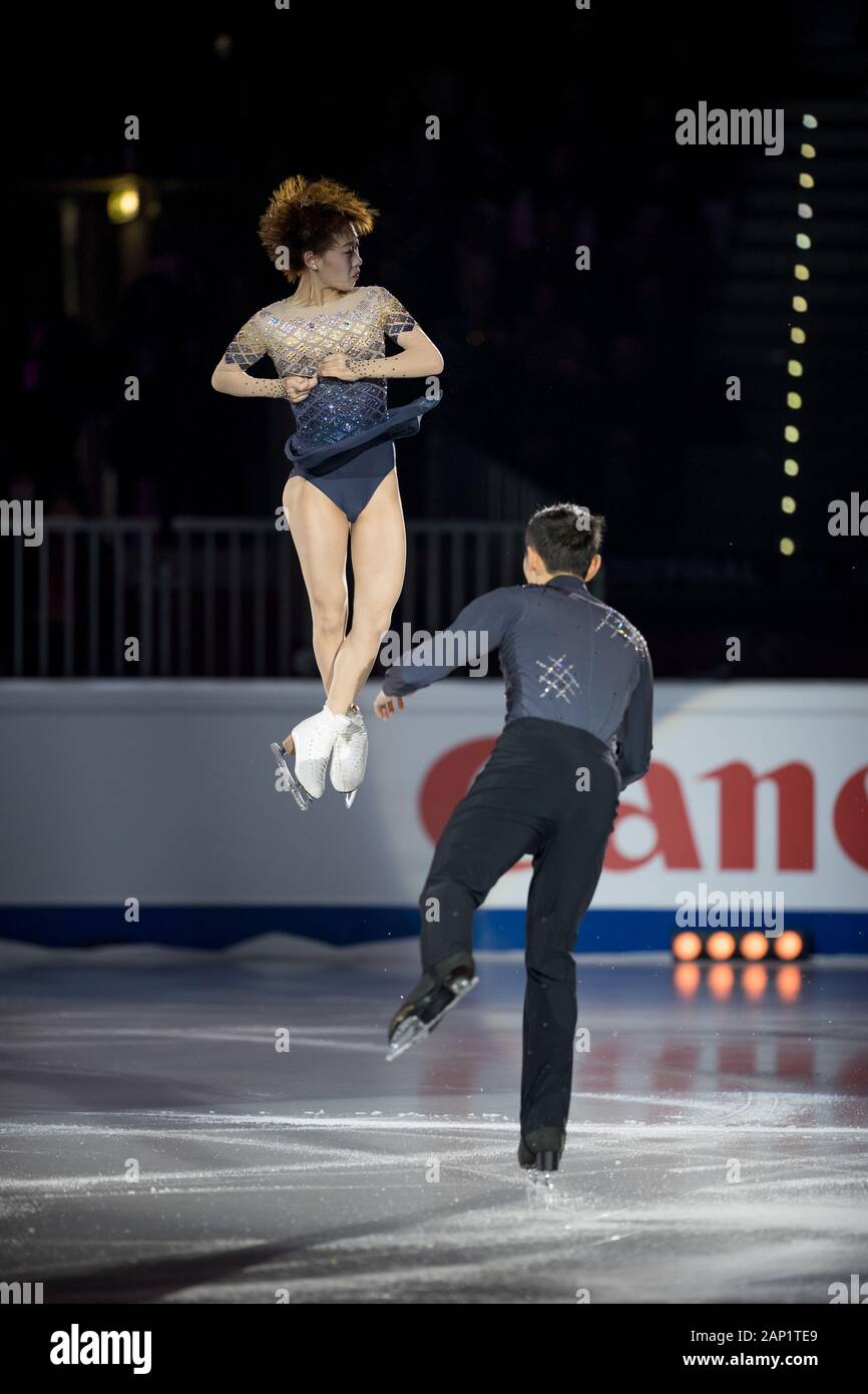 Cheng Peng and Yang Jin of China perform during exhibition gala at ...