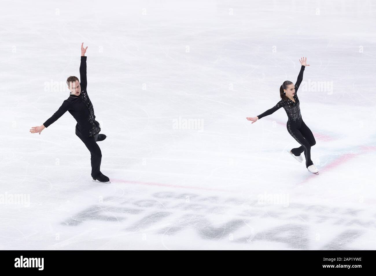 Apollinariia Panfilova and Dmitry Rylov of Russia compete during junior ...