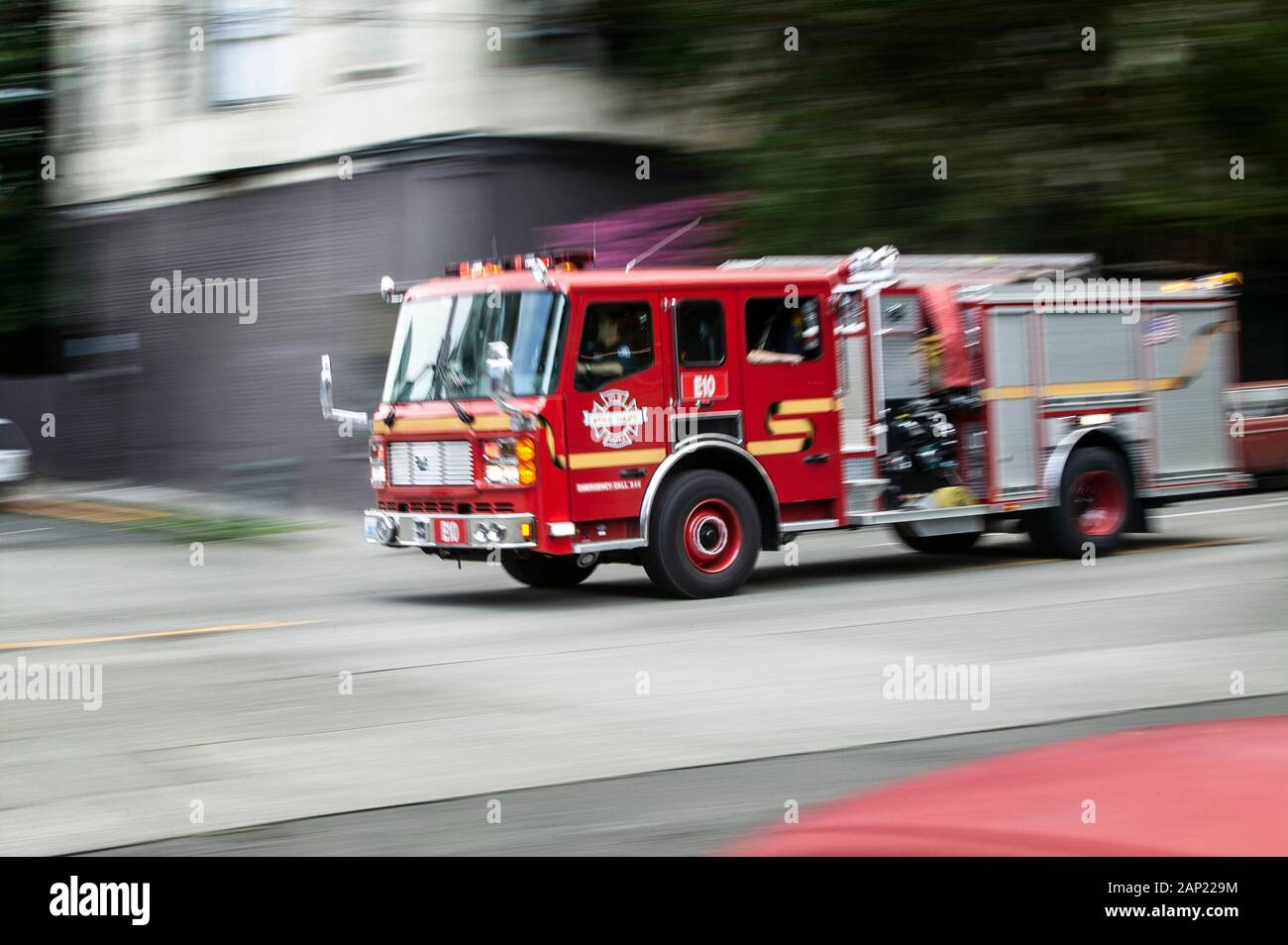Call 911 hi-res stock photography and images - Alamy