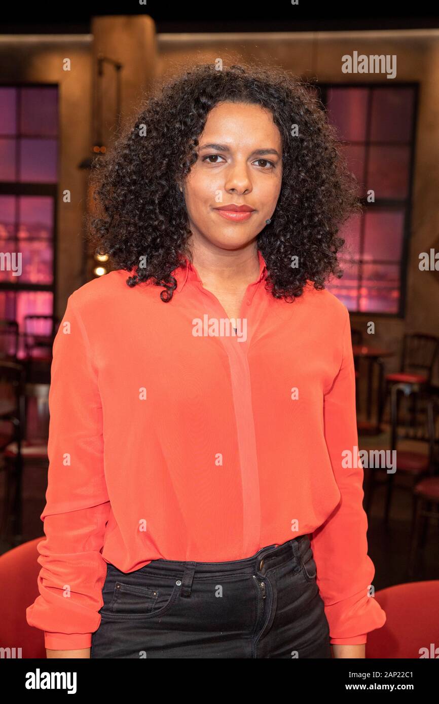 Alice Hasters bei der Aufzeichnung der WDR-Talkshow 'Kölner Treff' im ...