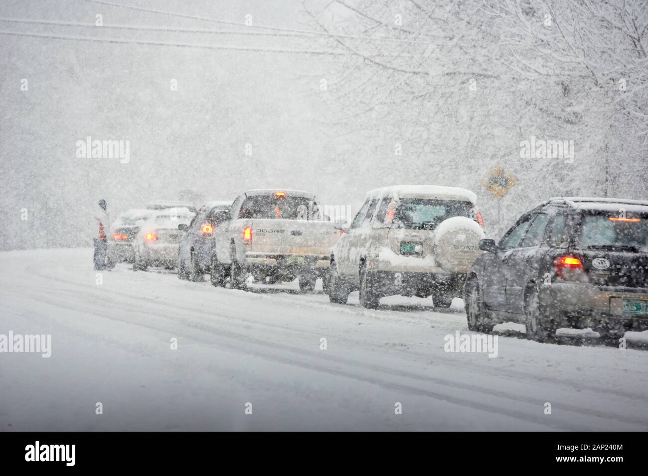 Stuck highway blizzard hi-res stock photography and images - Alamy