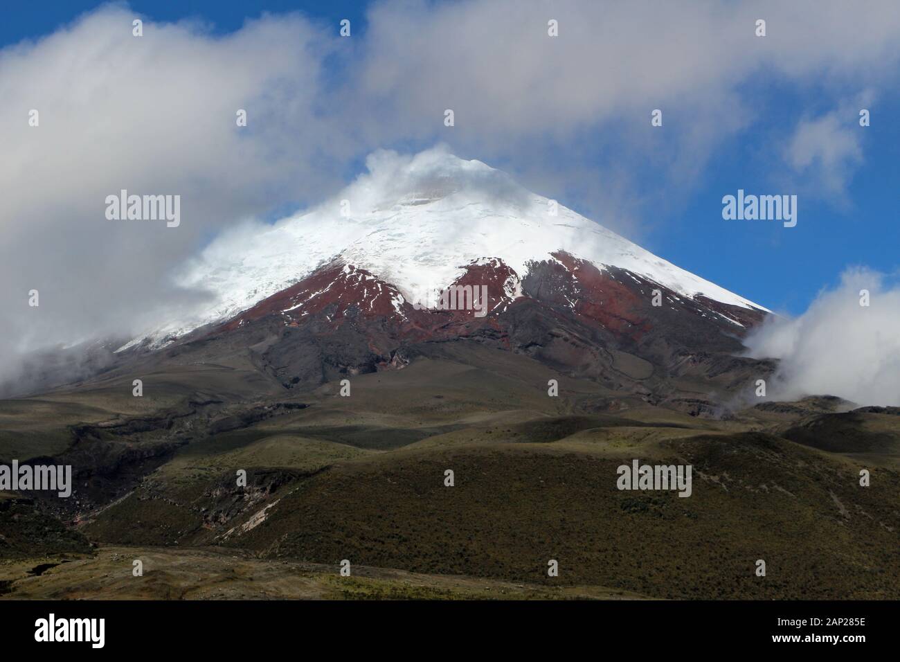 Cotopaxi stratovolcano in andes hi-res stock photography and images - Alamy