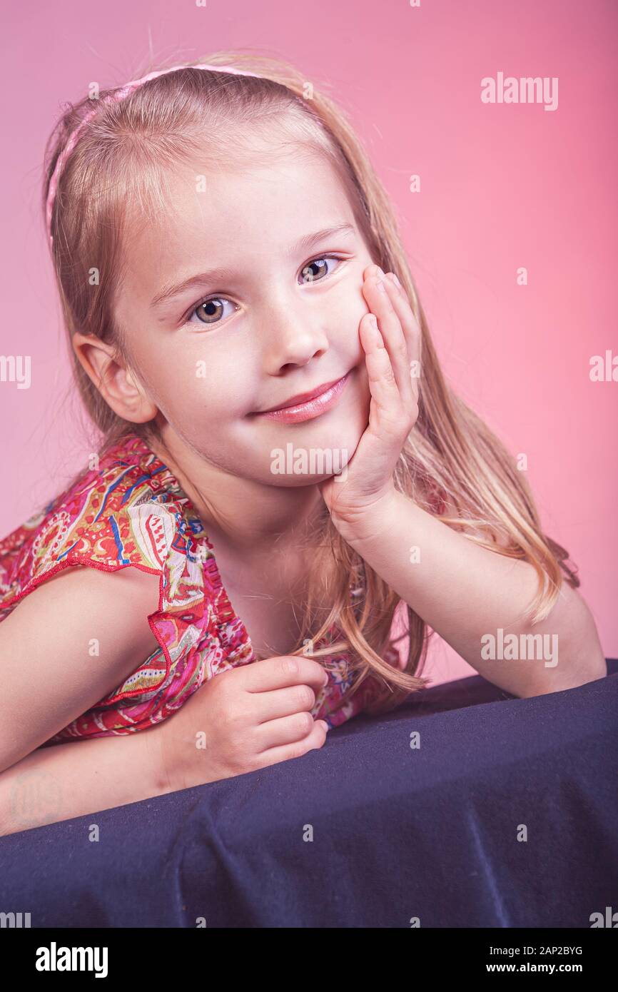 studio portrait of young girl Stock Photo - Alamy