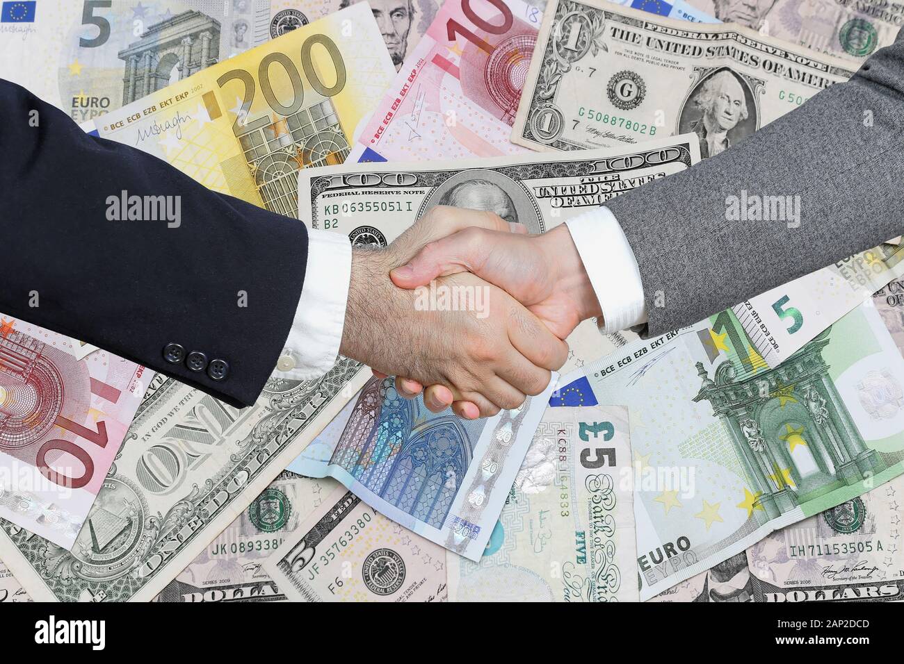Bunch of money hi-res stock photography and images - Alamy