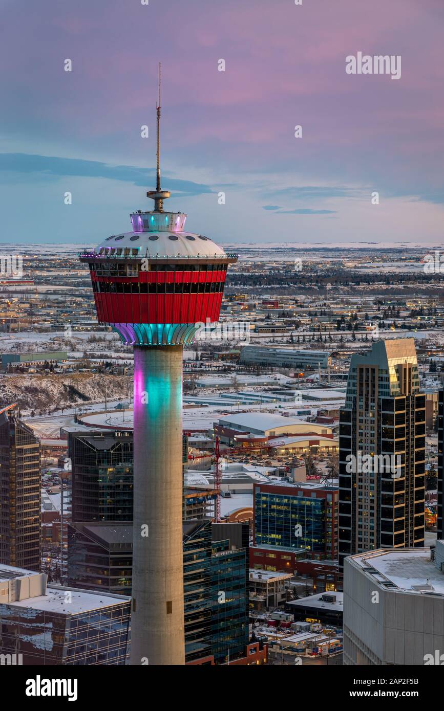 View of Calgary's iconic Calgary Tower at dusk Stock Photo - Alamy