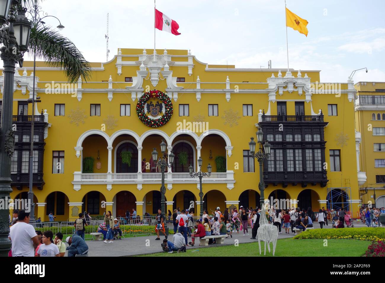 City hall of lima hi-res stock photography and images - Alamy