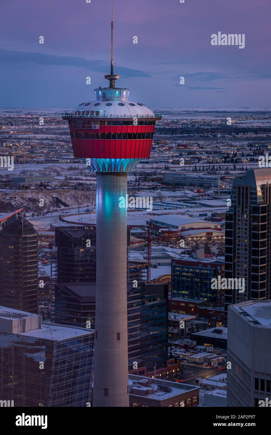 View of Calgary's iconic Calgary Tower at dusk Stock Photo - Alamy