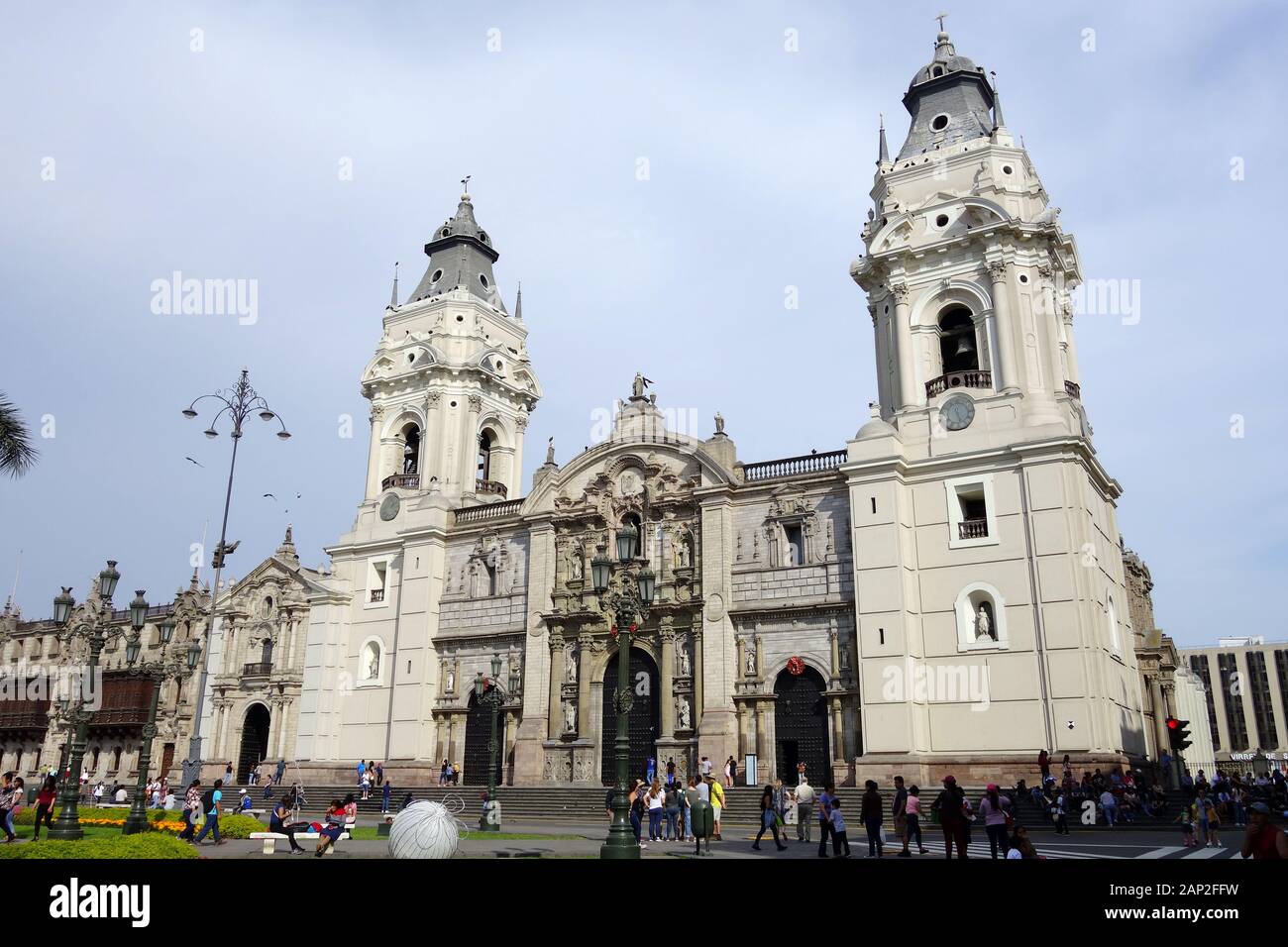 Basilica Cathedral of Lima, Basílica Catedral Metropolitana de Lima y ...