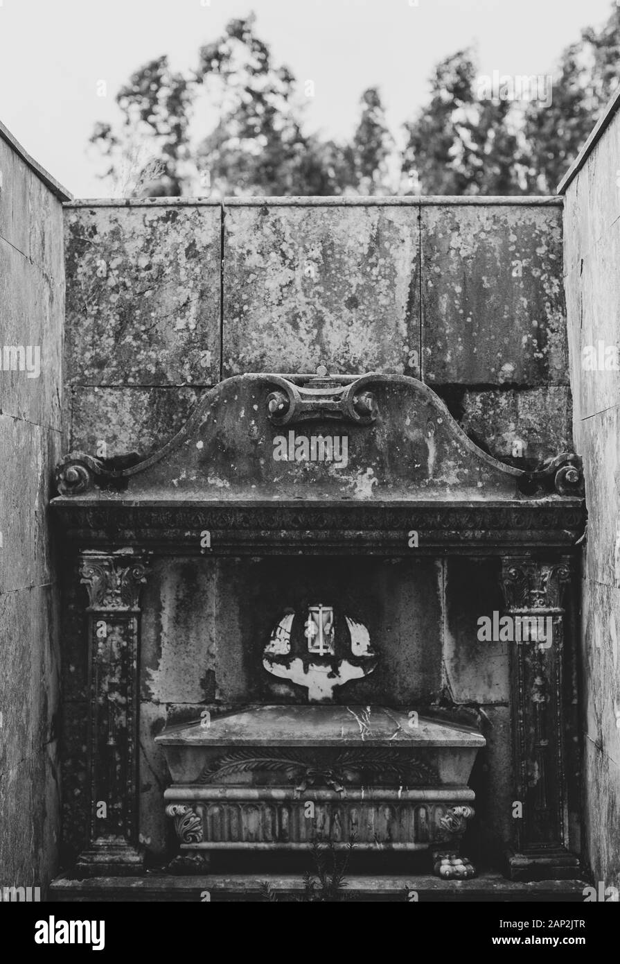 Tomb with a view Black and White Stock Photos & Images - Alamy