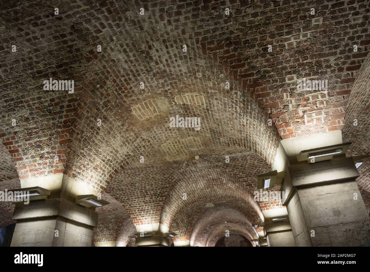 Cellar Arch Ceiling High Resolution Stock Photography and Images - Alamy