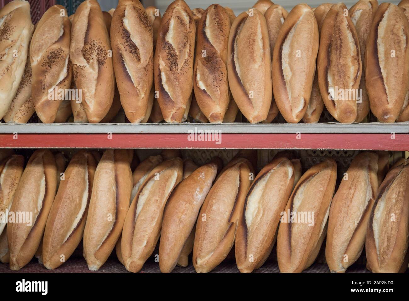 Row breads hi-res stock photography and images - Alamy