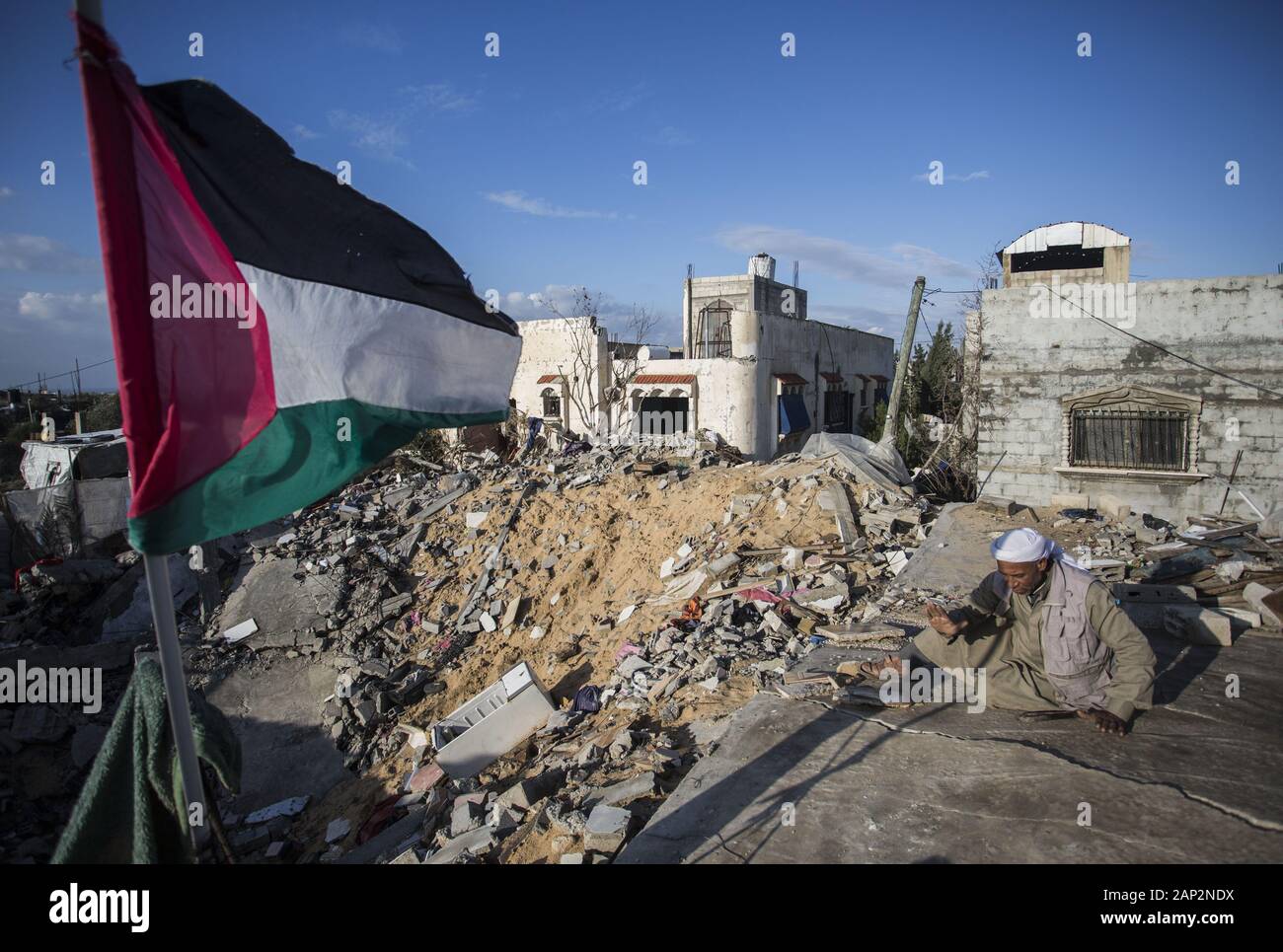 Gaza City, The Gaza Strip, Palestine. 19th Jan, 2020. Hassan Hamouda ...