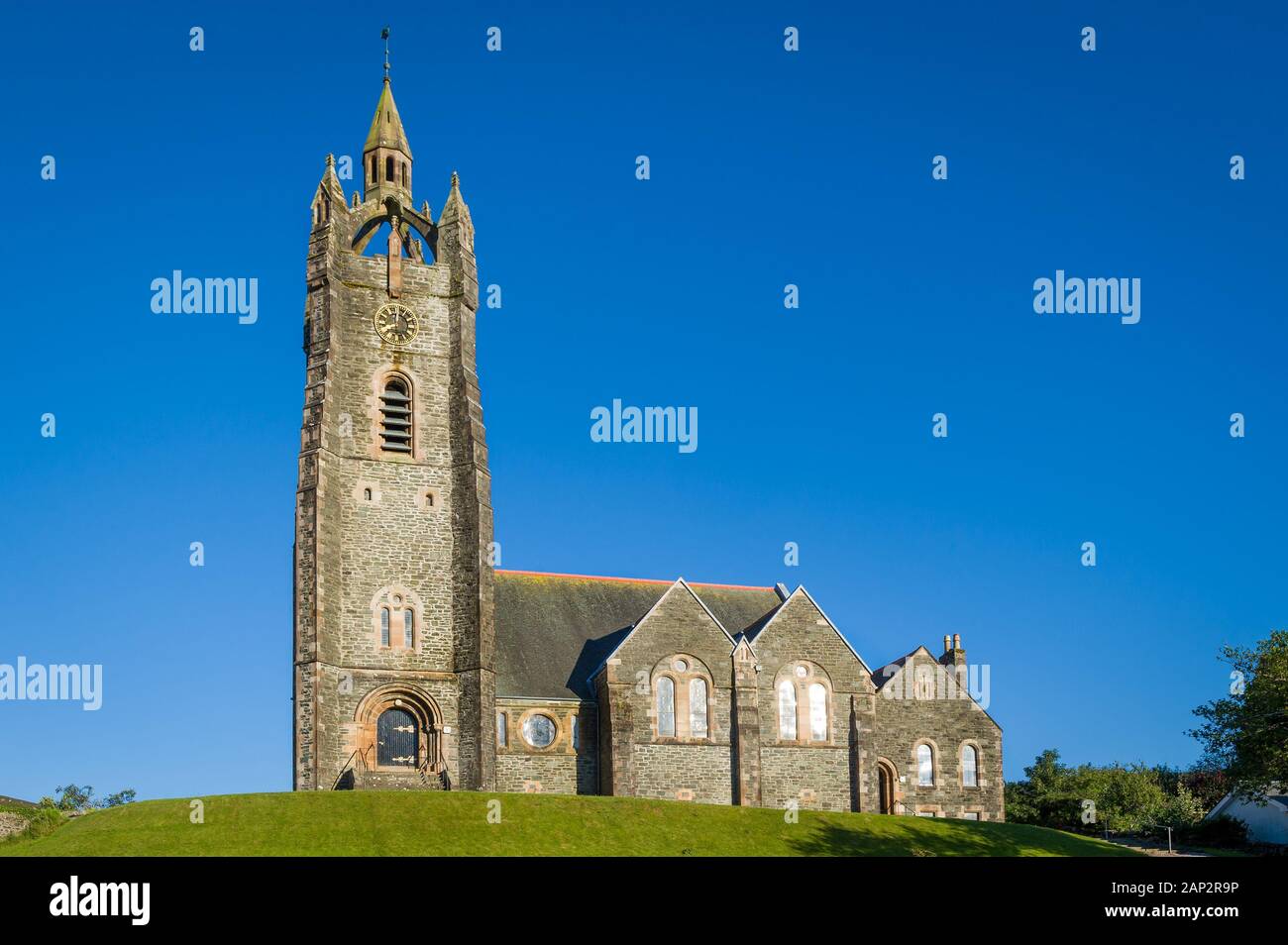 Tarbert church hi-res stock photography and images - Alamy