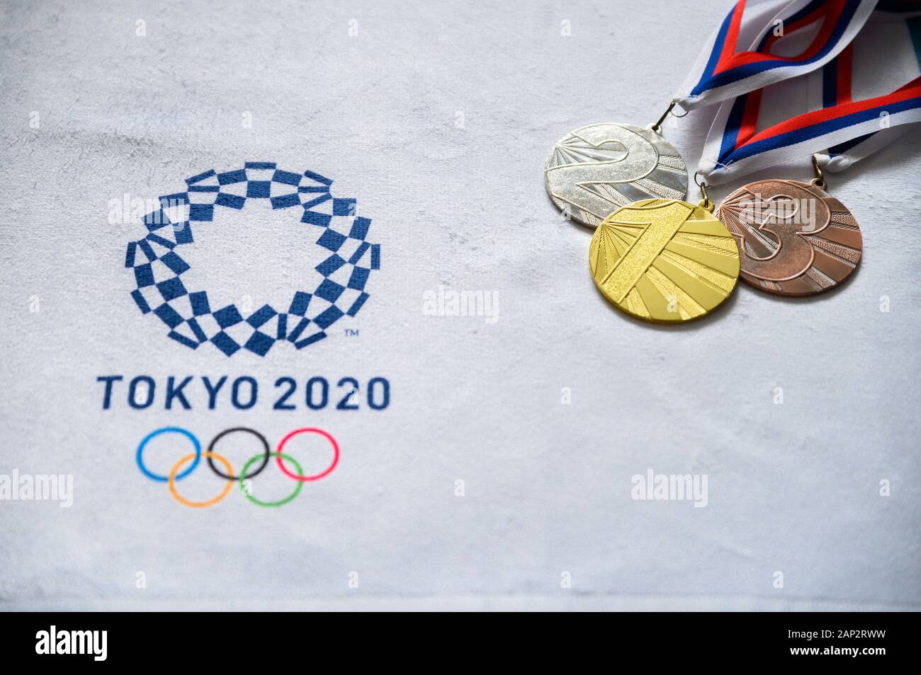 TOKYO, JAPAN, JANUARY. 20. 2020: Medal set and Tokyo 2020 summer ...