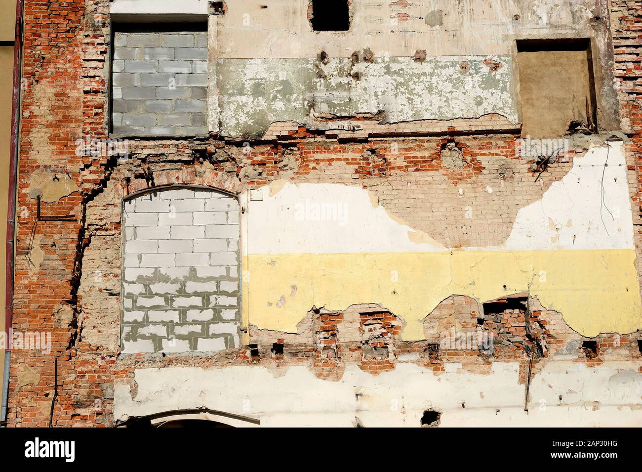 Brick outbuilding hi-res stock photography and images - Alamy