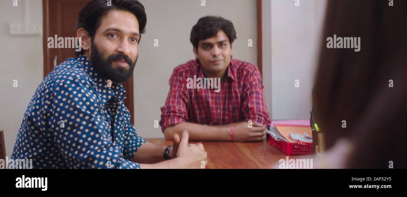 CHHAPAAK, left: Vikrant Massey, 2020. TM & copyright © Fox Star Studios ...
