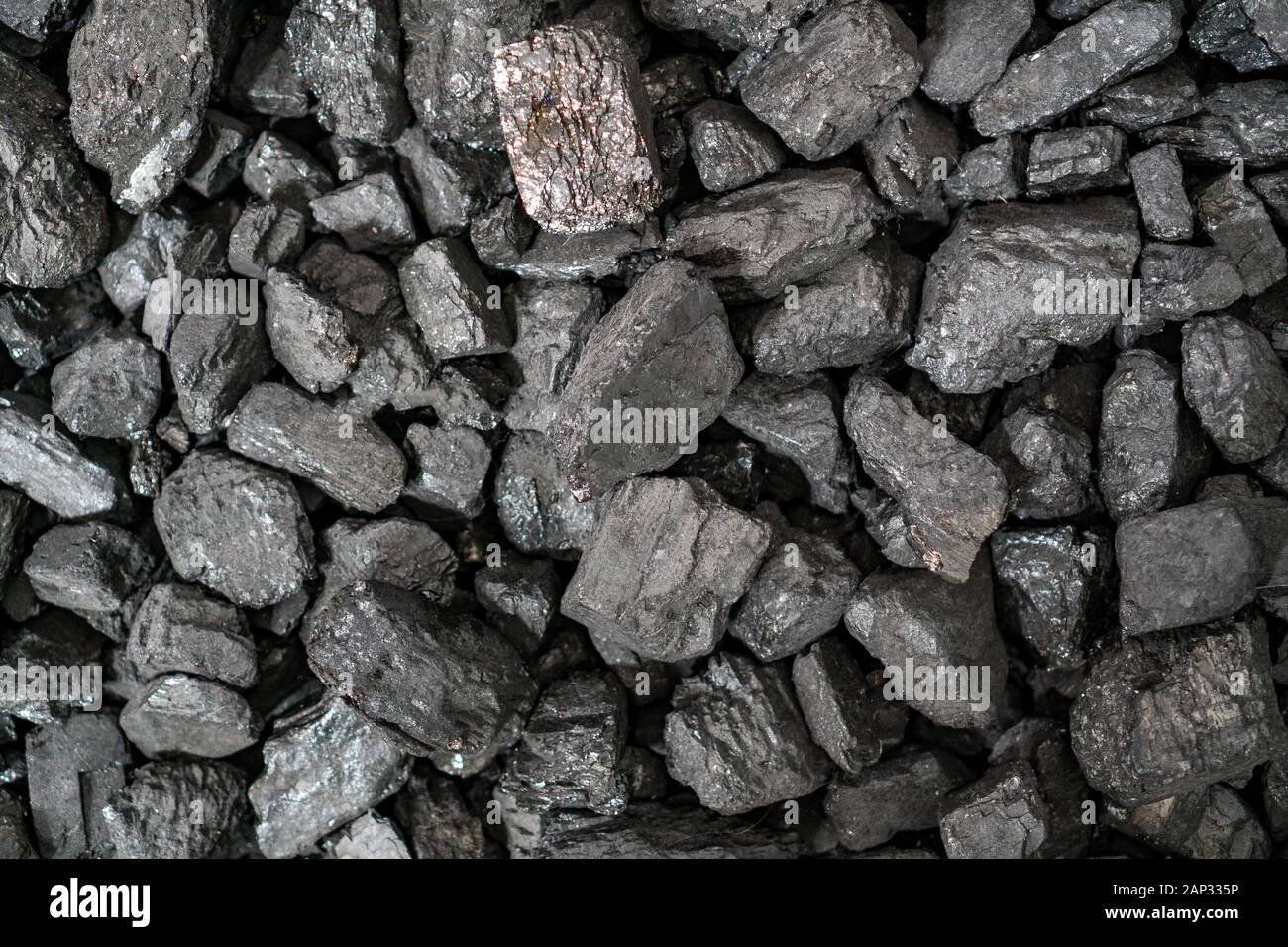 Bituminous coal extraction mine hi-res stock photography and images - Alamy