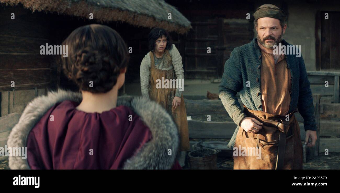 THE WITCHER, Anya Chalotra (center), Roderick Hill (right), 'Four Marks ...