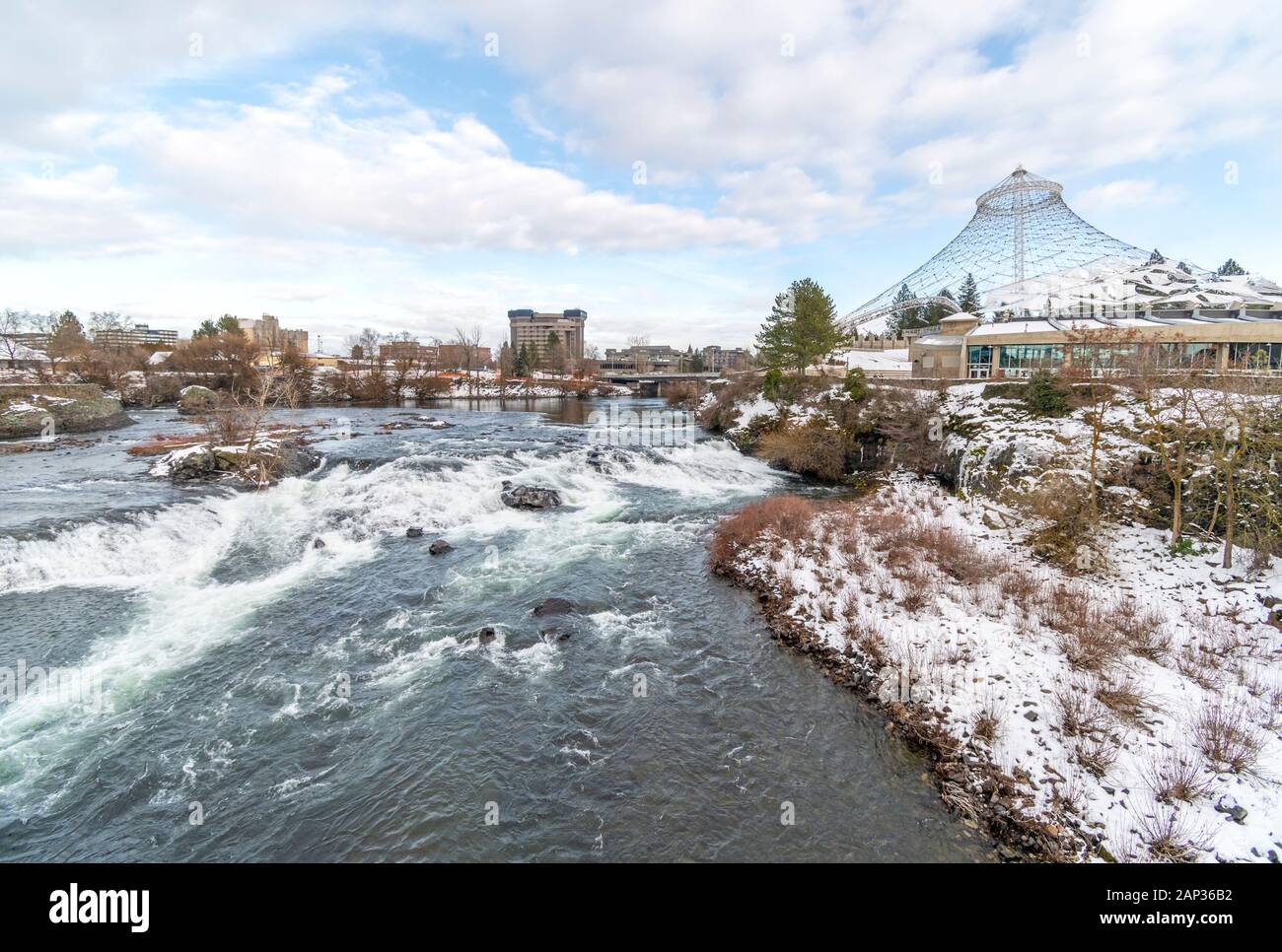 Riverfront pavilion hi-res stock photography and images - Alamy