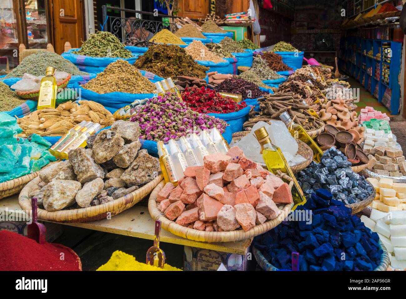 Spices at spice shop in Medina Stock Photo - Alamy