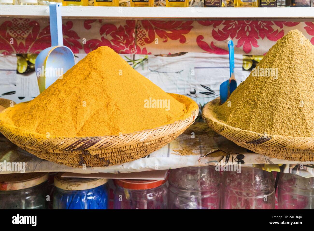 Curry store hi-res stock photography and images - Alamy