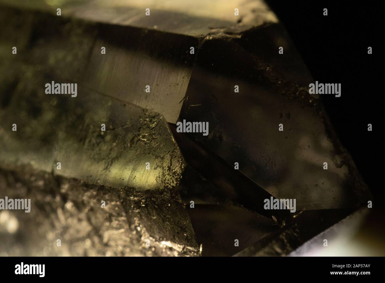 Pattern crystals minerals jewelry hi-res stock photography and images ...