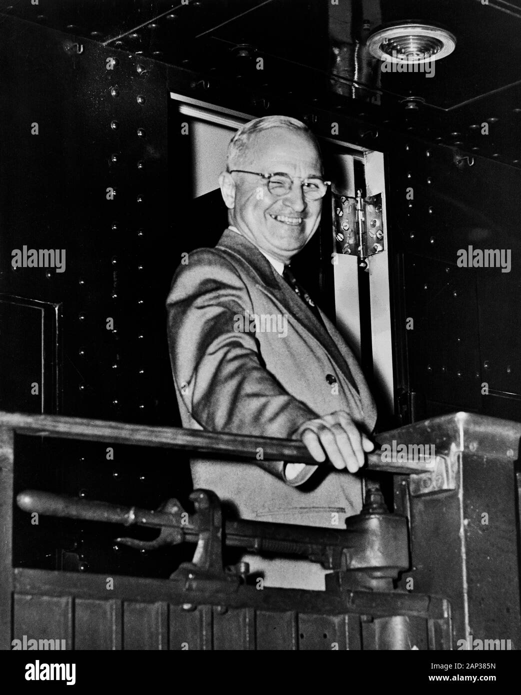 Harry truman 1948 hi-res stock photography and images - Alamy