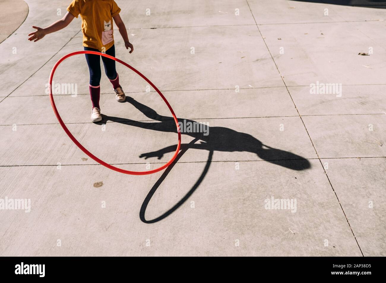 Hoop throwing hi-res stock photography and images - Alamy