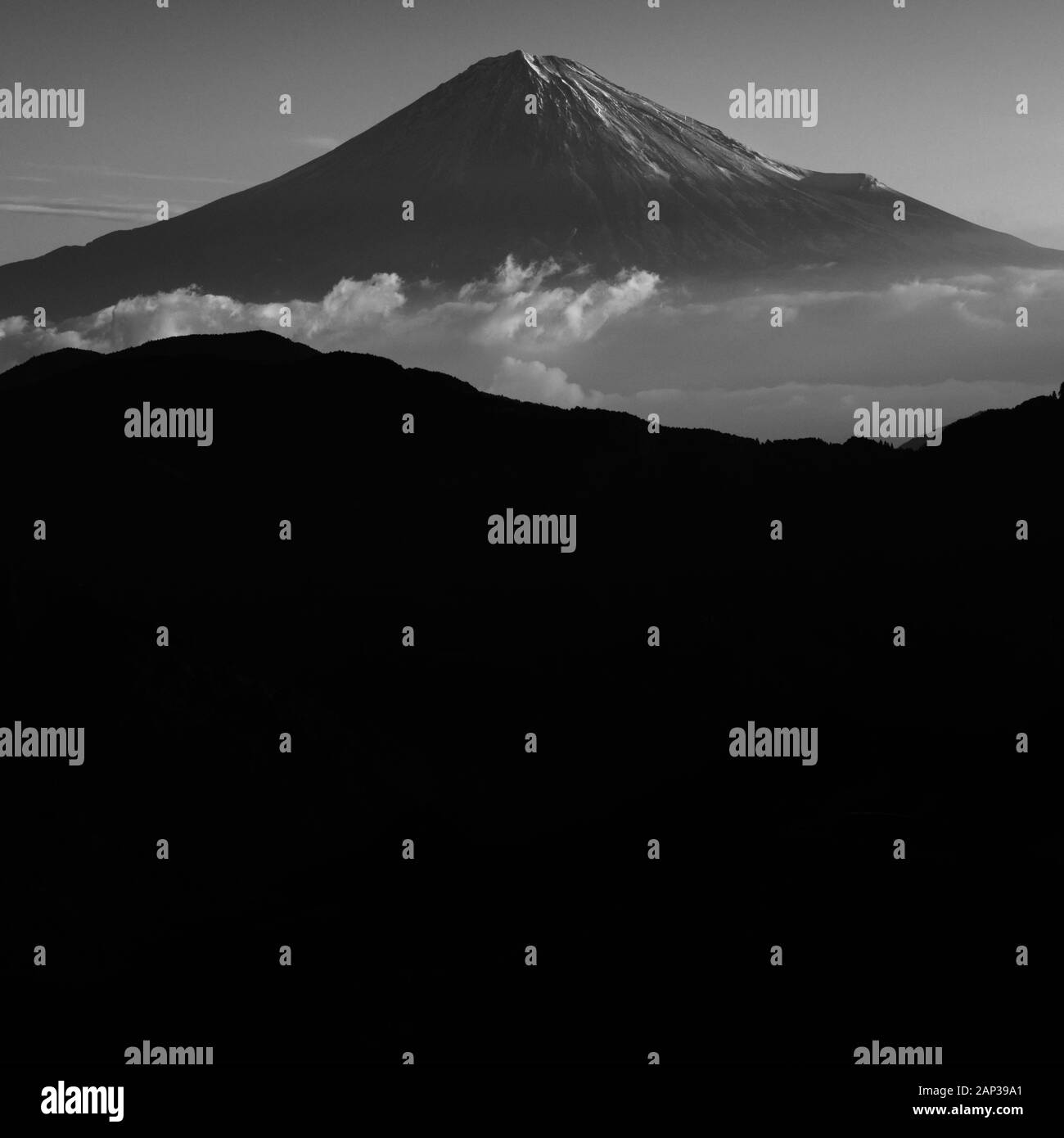 Shimizu yoshihara hi-res stock photography and images - Alamy