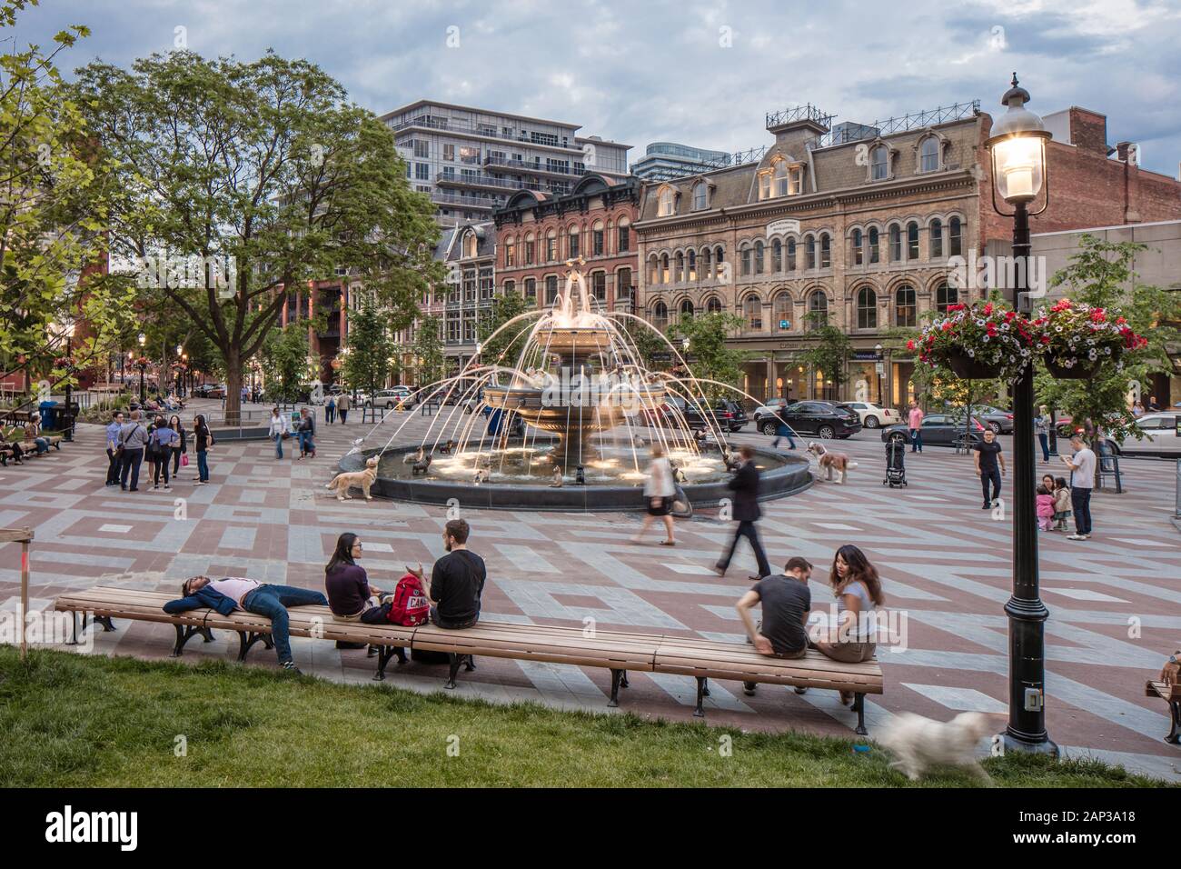 Berczy Park Claude Cormier CCxA Stock Photo - Alamy