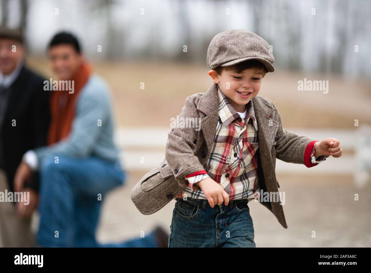 Little boy running Stock Photo - Alamy