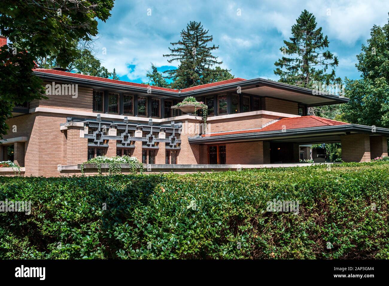Exterior of the Meyer May House built by Frank Lloyd Wright Stock Photo ...