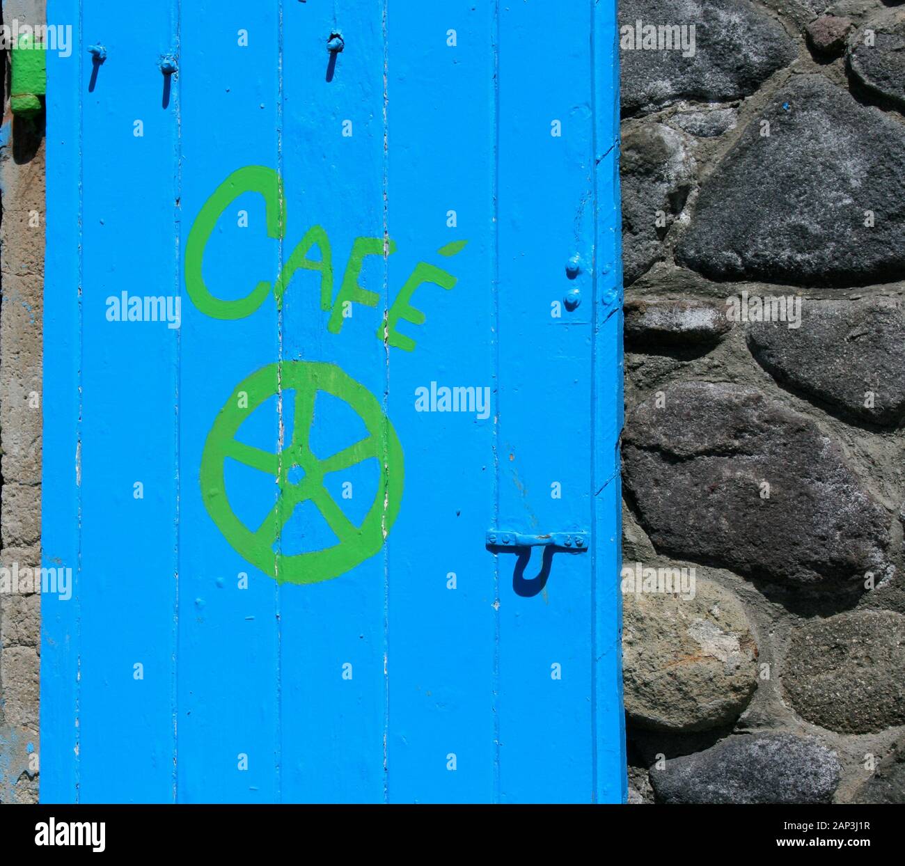 Hand painted cafe sign hi-res stock photography and images - Alamy