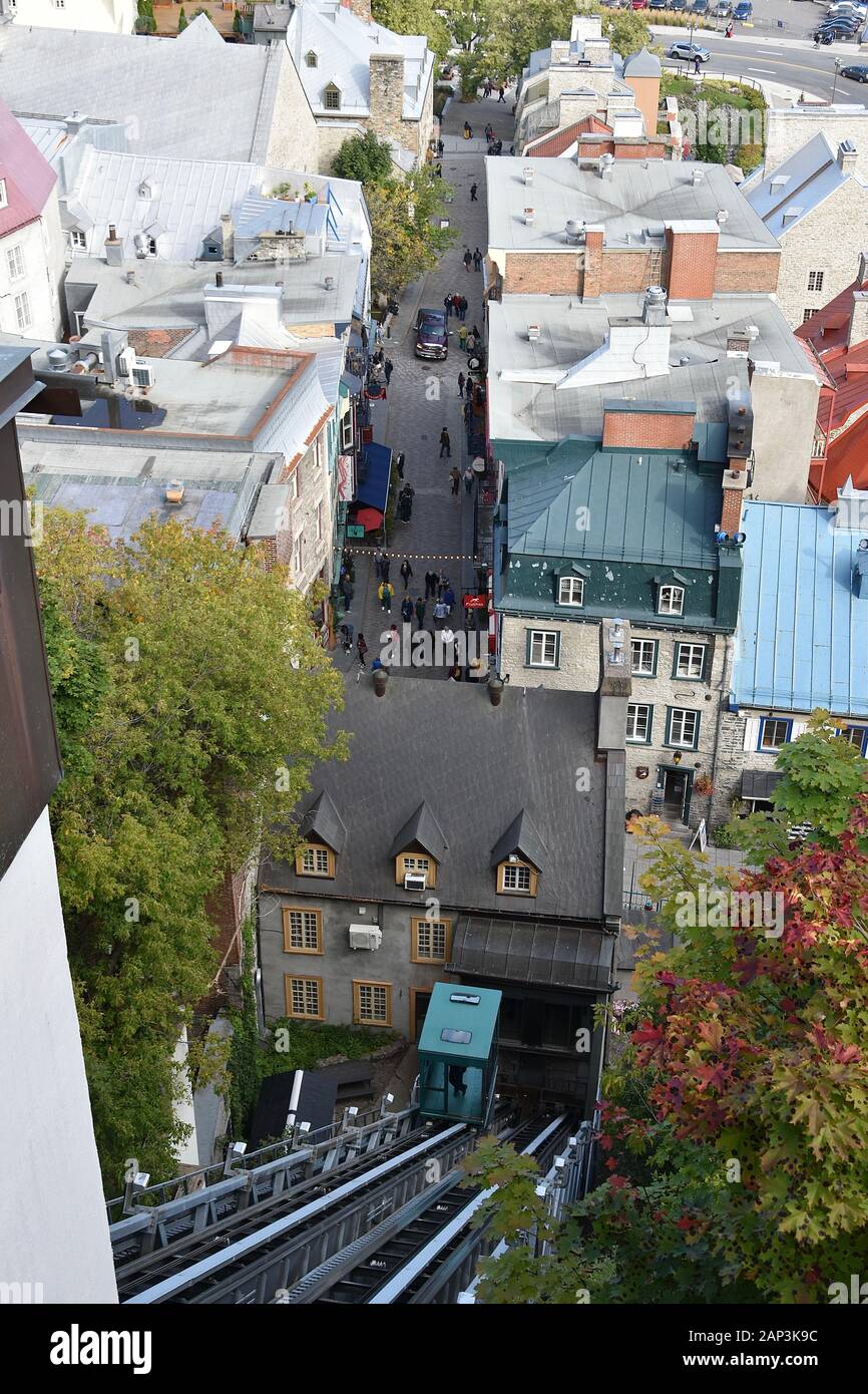 Old funicular to the upper town in quebec city hi-res stock photography ...
