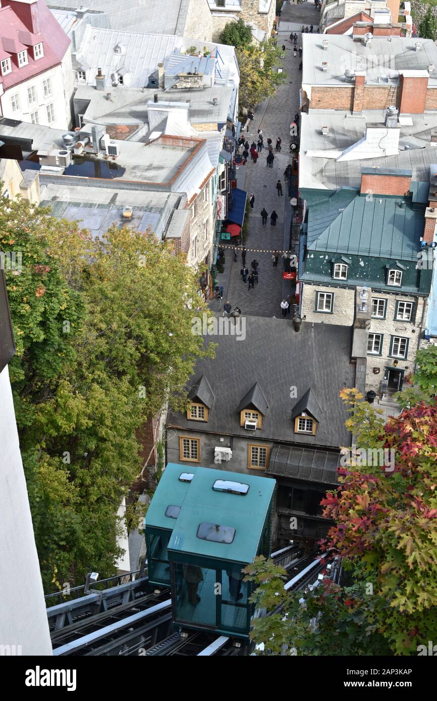 "Le Funiculaire du Vieux-Québec" The Funicular of Old Quebec City ...