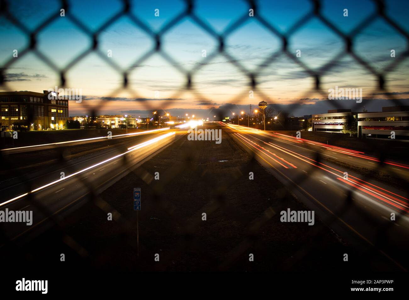 Nightcars hi-res stock photography and images - Alamy