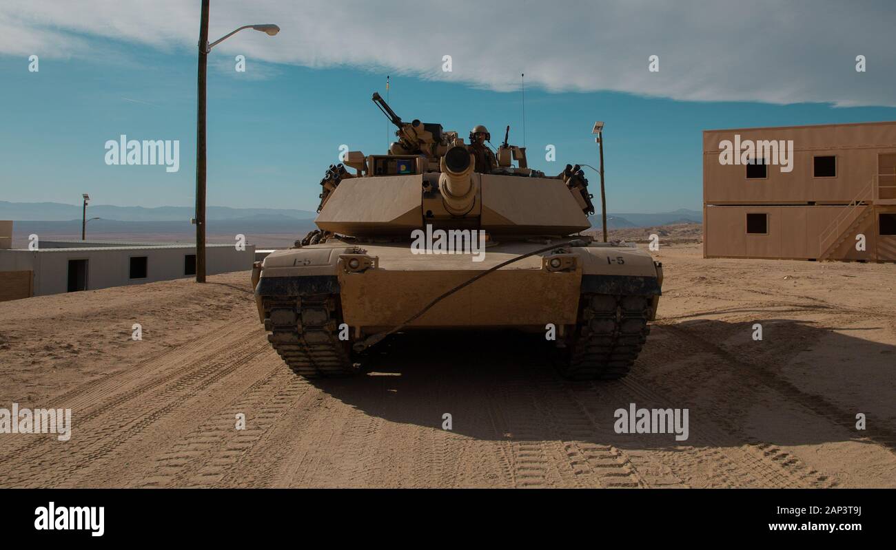 An M1A2 Abrams Tank with 1st Tank Battalion, 1st Marine Division sits ...