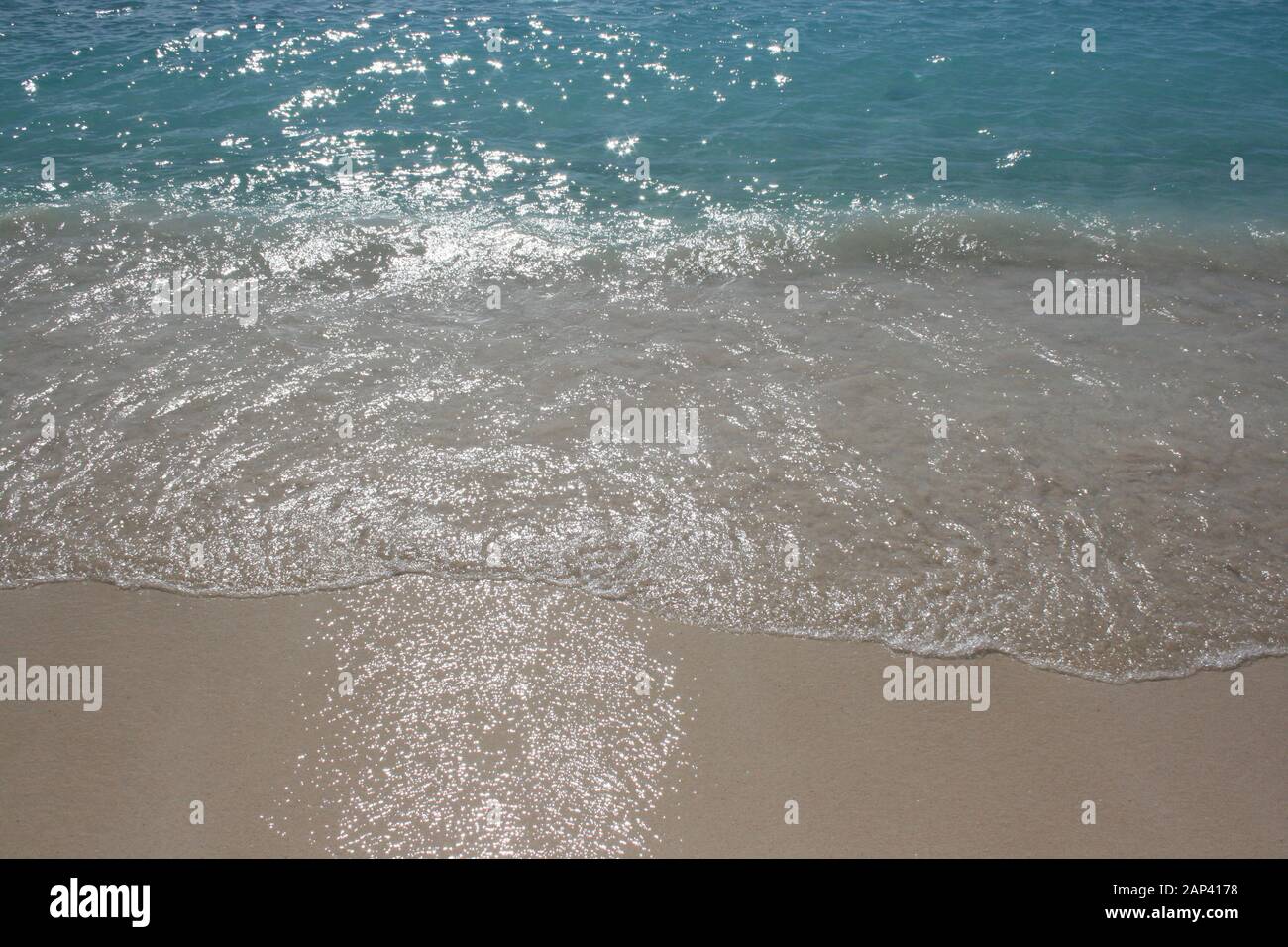 Caribbean waves hi-res stock photography and images - Alamy
