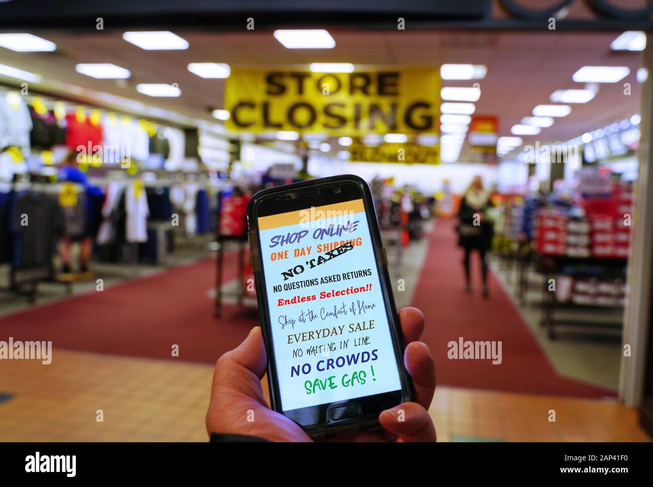 Permanent mall sign hi-res stock photography and images - Alamy