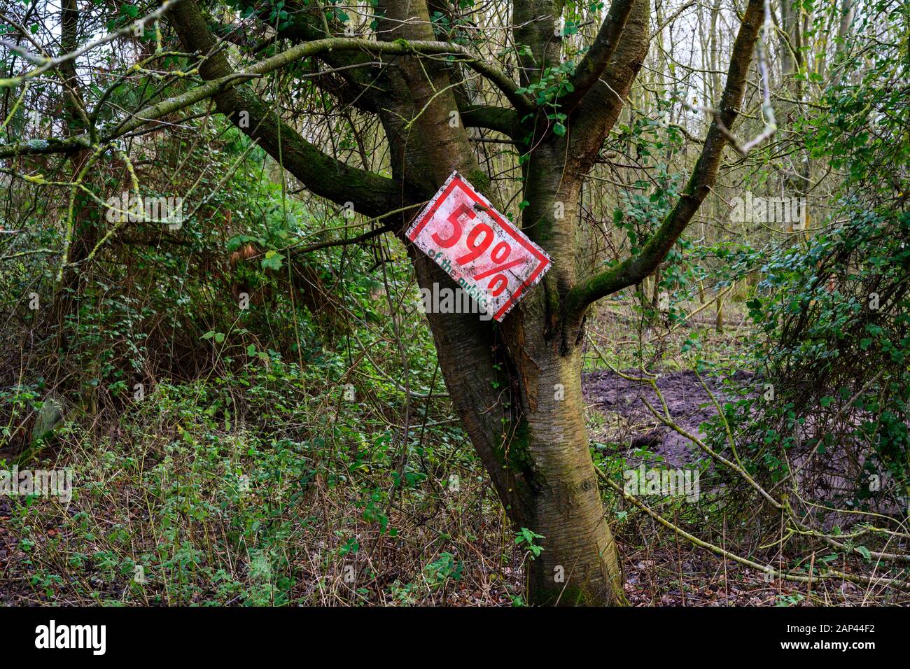 Hunting signs hi-res stock photography and images - Alamy
