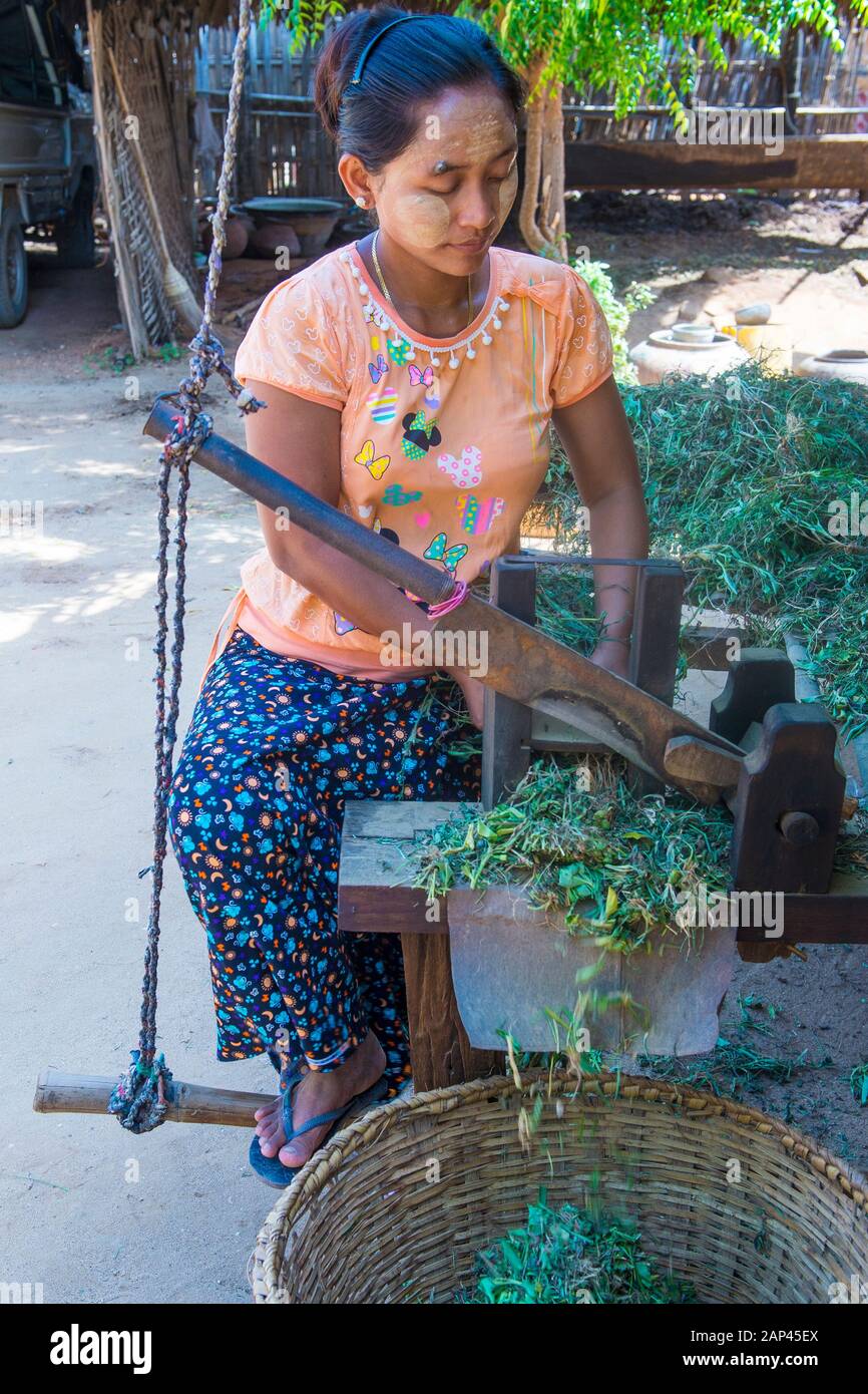 Myanmar burma child poor poverty rural hi-res stock photography and ...