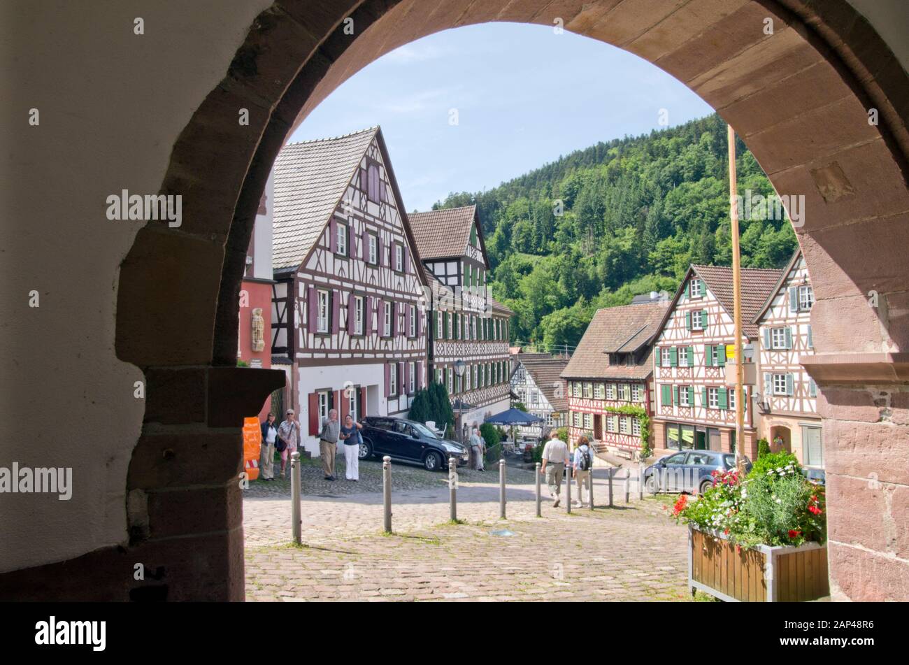 Medieval timber buildings hi-res stock photography and images - Alamy