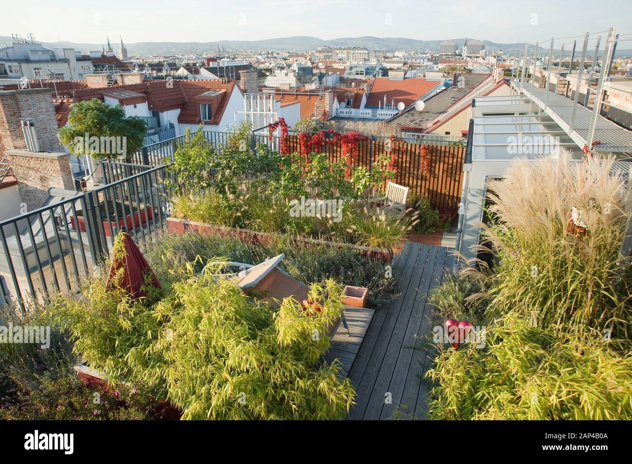 Wien, Dachgarten - Vienna, Rooftop Garden Stock Photo - Alamy