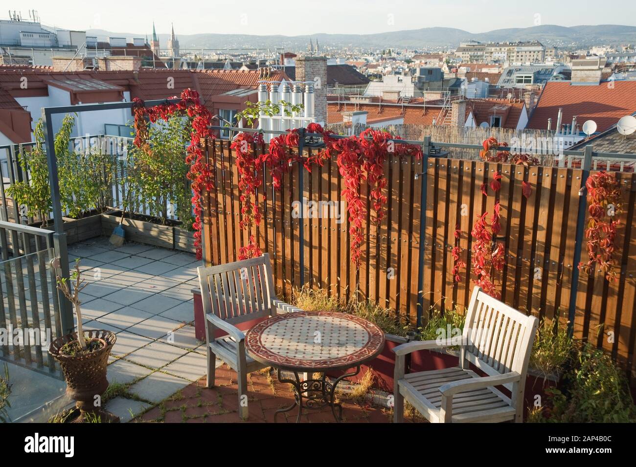 Wien, Dachgarten - Vienna, Rooftop Garden Stock Photo - Alamy