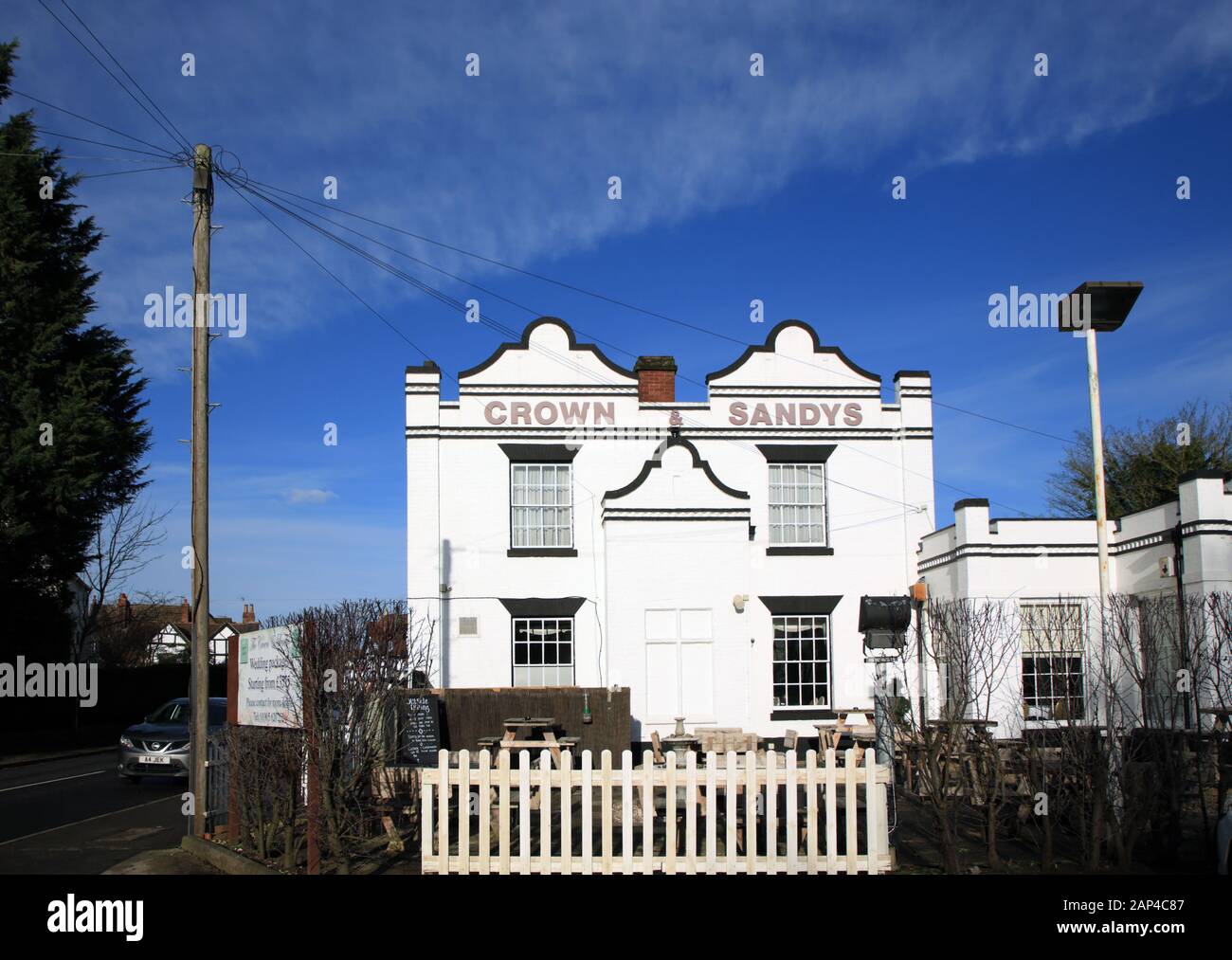 The Crown and Sandys pub and restaurant in Ombersley, Worcestershire ...