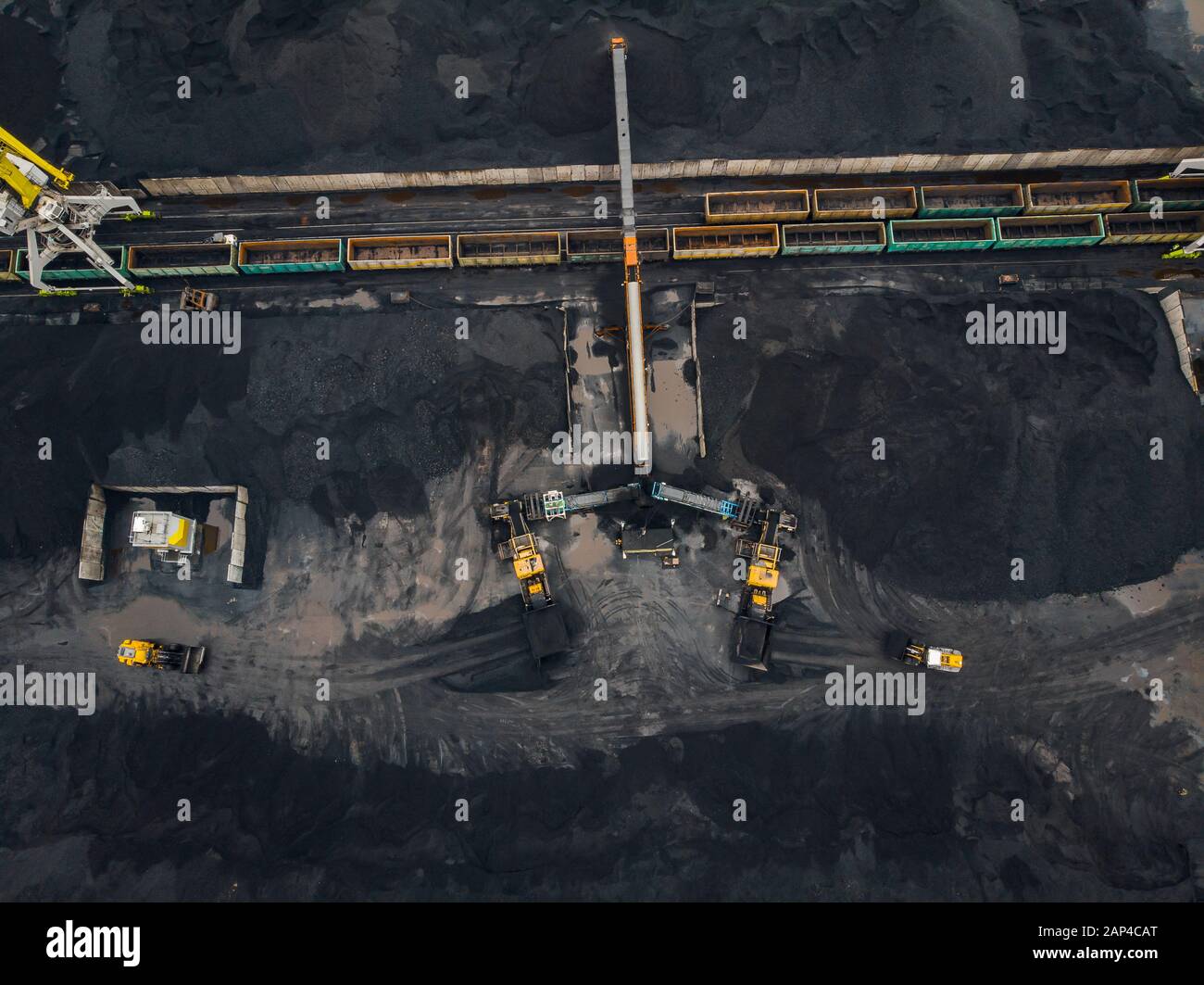 Quarry Digger Bucket High Resolution Stock Photography and Images - Alamy