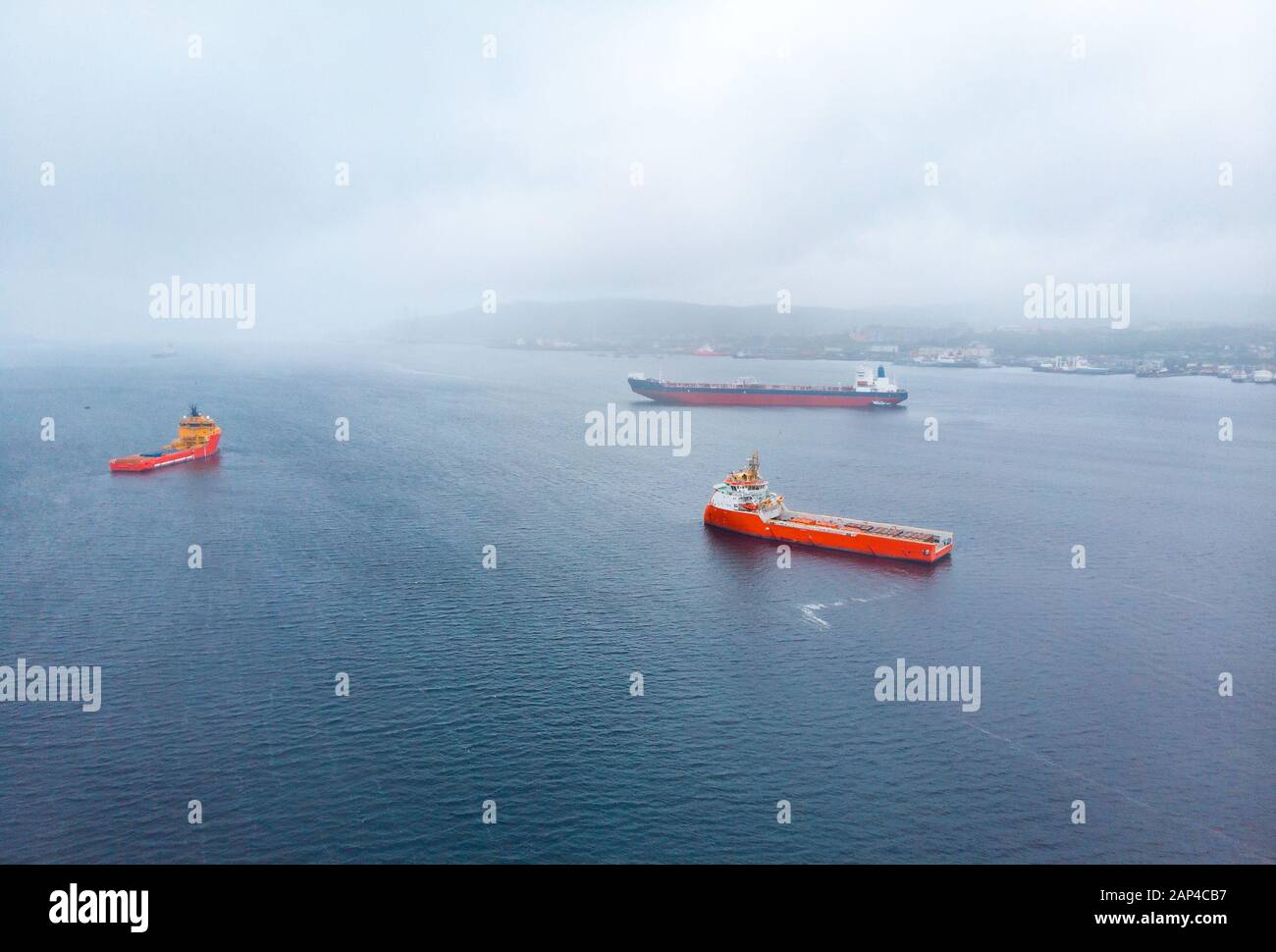 Oil Tanker Aerial Stock Photos & Oil Tanker Aerial Stock Images - Alamy