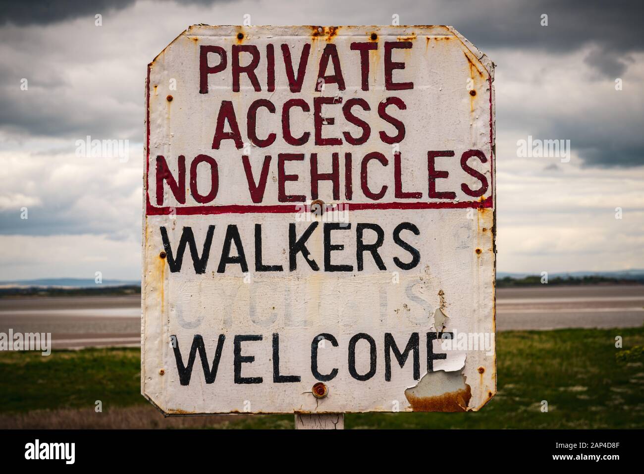 Sign: Private Access, No Vehicles, Walkers Welcome - Cyclists not ...