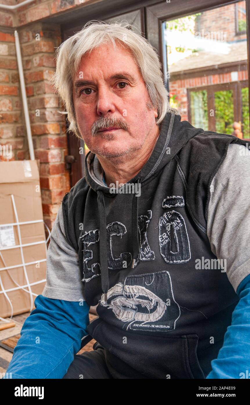 John Trickett - Field sports artist working in his studio Stock Photo ...